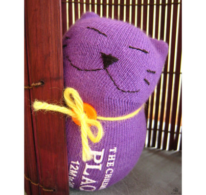 Sock Kitty Plush Pattern by Kraftee Bee | Plushie Patterns